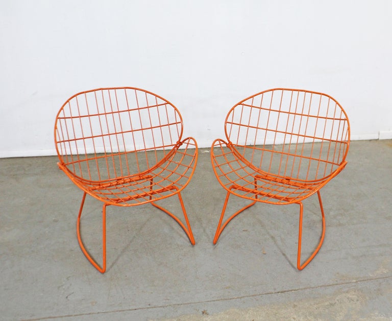 Pair of Mid-Century Modern Salterini Style Clam Shell Outdoor Patio ...