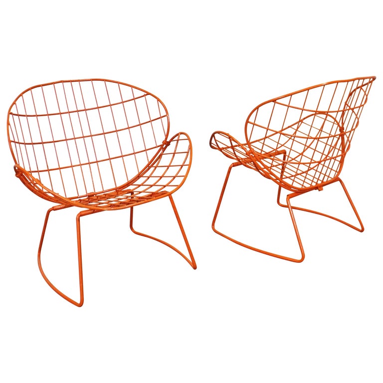 Pair of Mid-Century Modern Salterini Style Clam Shell Outdoor Patio ...