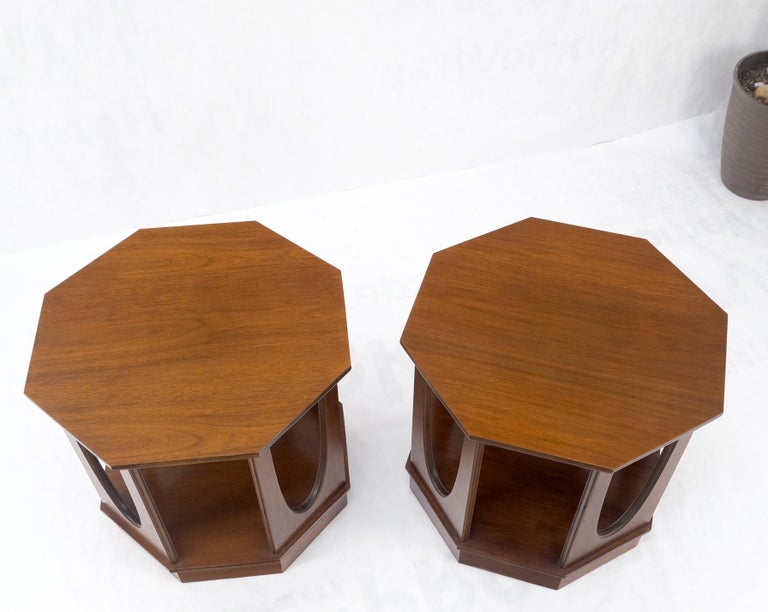 Pair of Mid-Century Modern Walnut Octagon Shape End Side Occasional ...