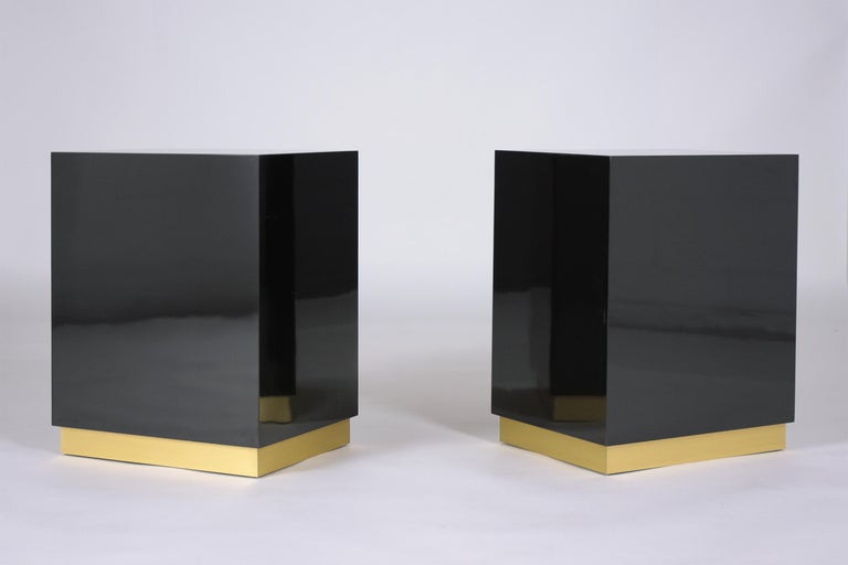 Two Mid-Century Modern Black End Tables at 1stDibs