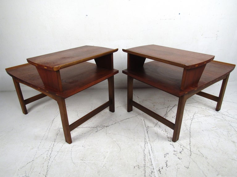 Pair of Midcentury Two-Tier Side Tables by Lane at 1stDibs