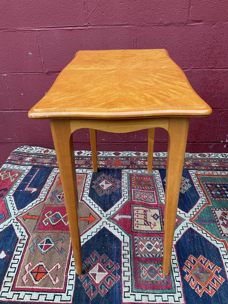 Pair of Midcentury Finnish End Tables in Blonde Wood For Sale at 1stDibs