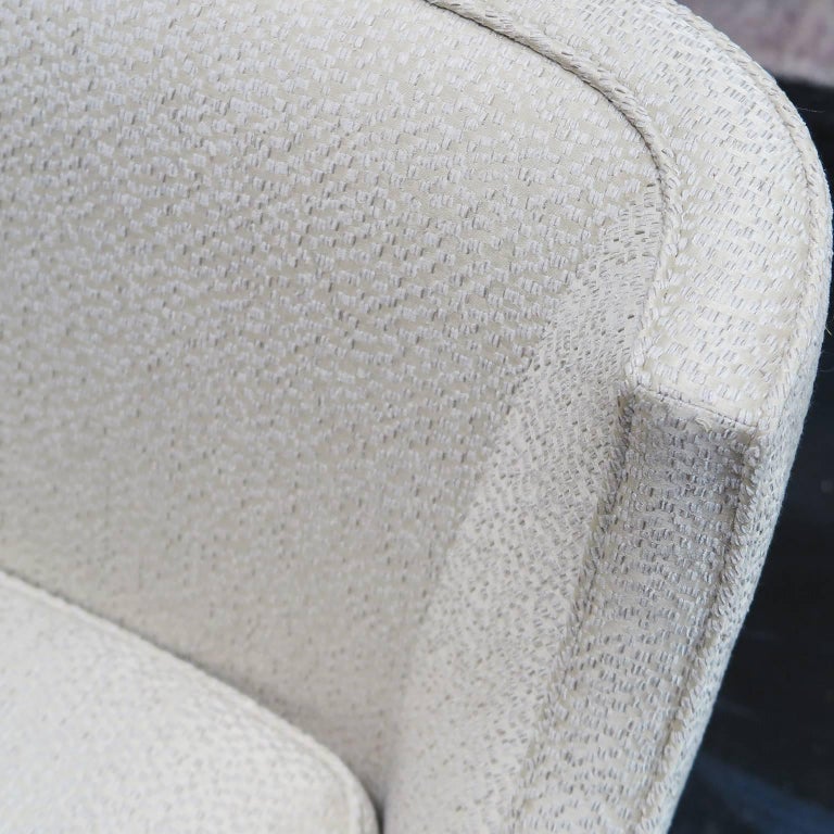 Pair of Midcentury Ivory Linen and Silk Lounge Chairs, USA, circa 1950s ...
