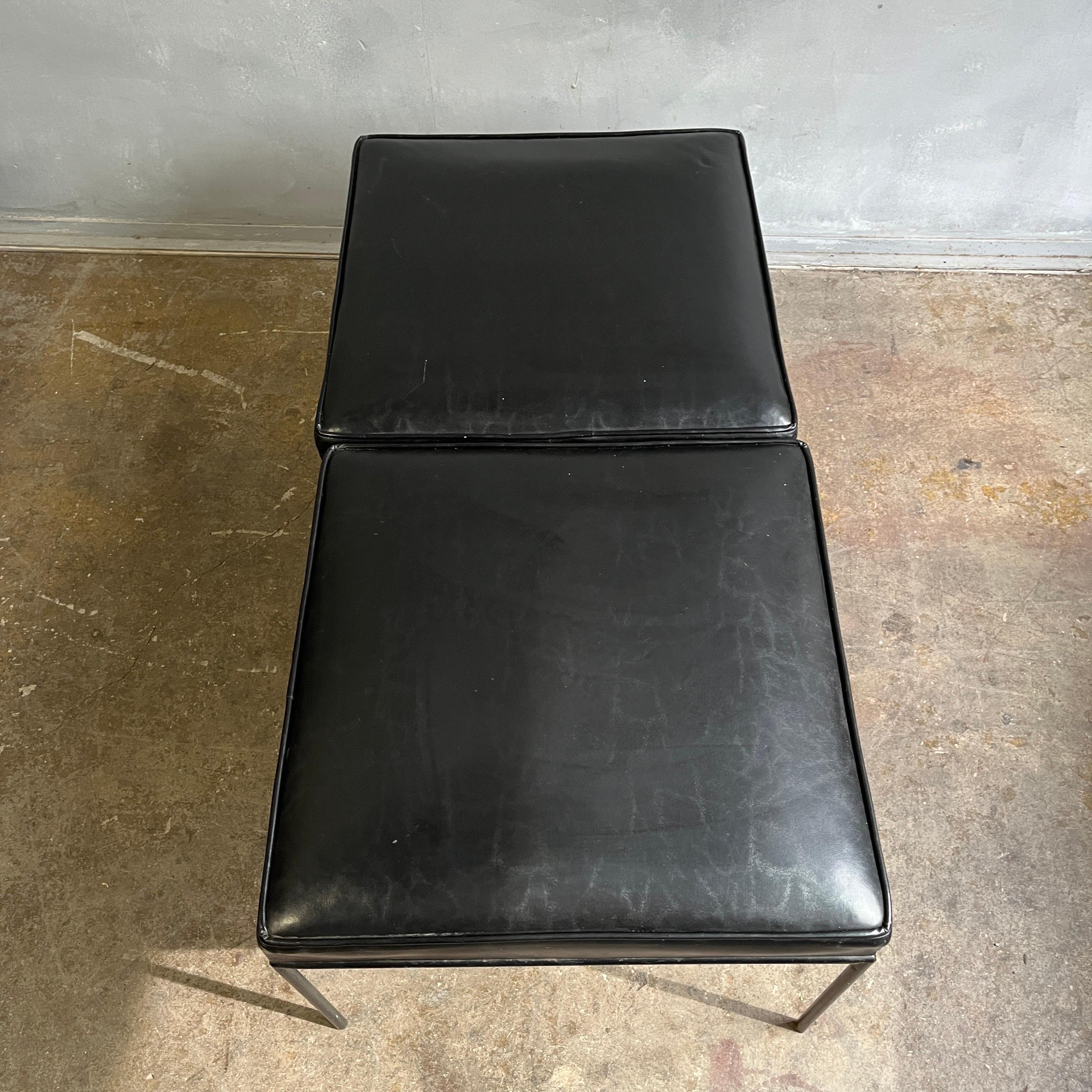 Pair of Mid-century Paul McCobb Bench or Stools For Sale at 1stDibs