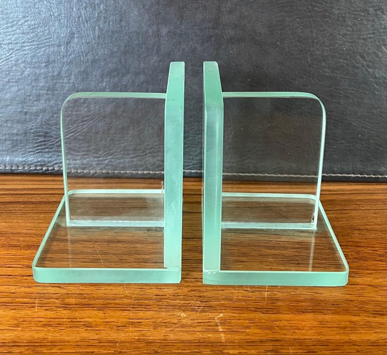 Pair of Minimalist Clear Glass Bookends For Sale at 1stDibs