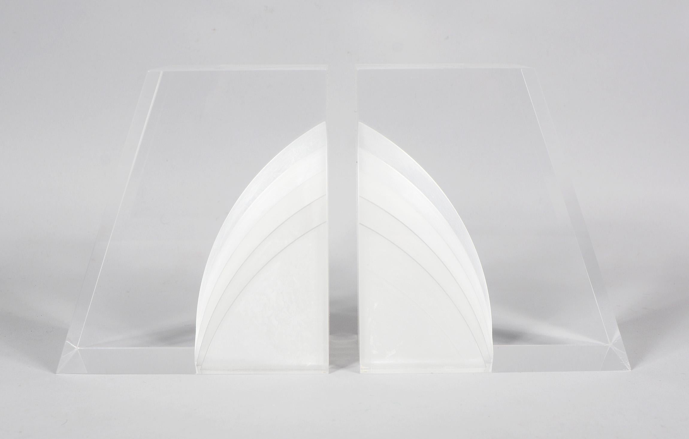 Pair of Modern Acrylic Lucite Bookends at 1stDibs