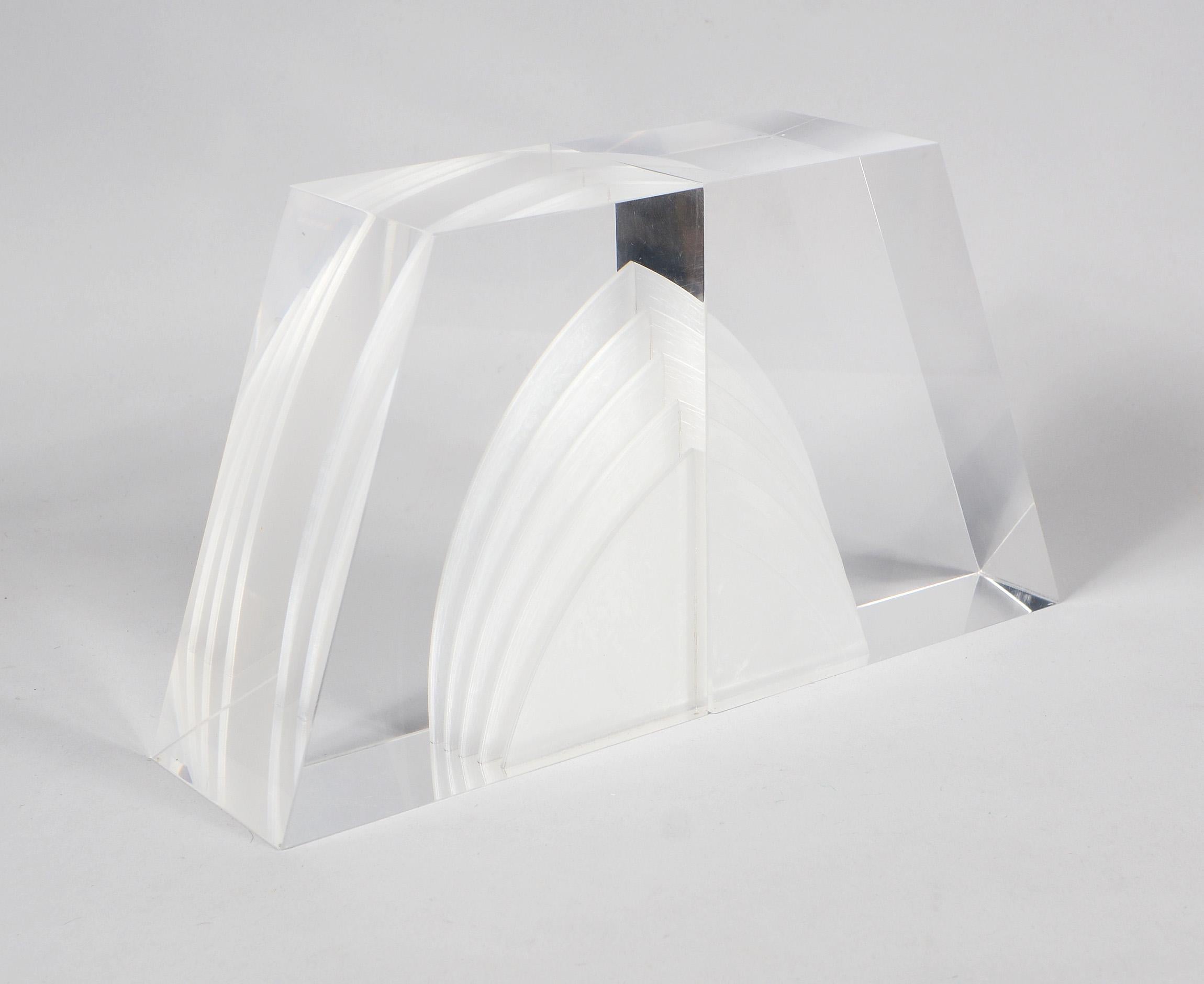 Pair of Modern Acrylic Lucite Bookends at 1stDibs