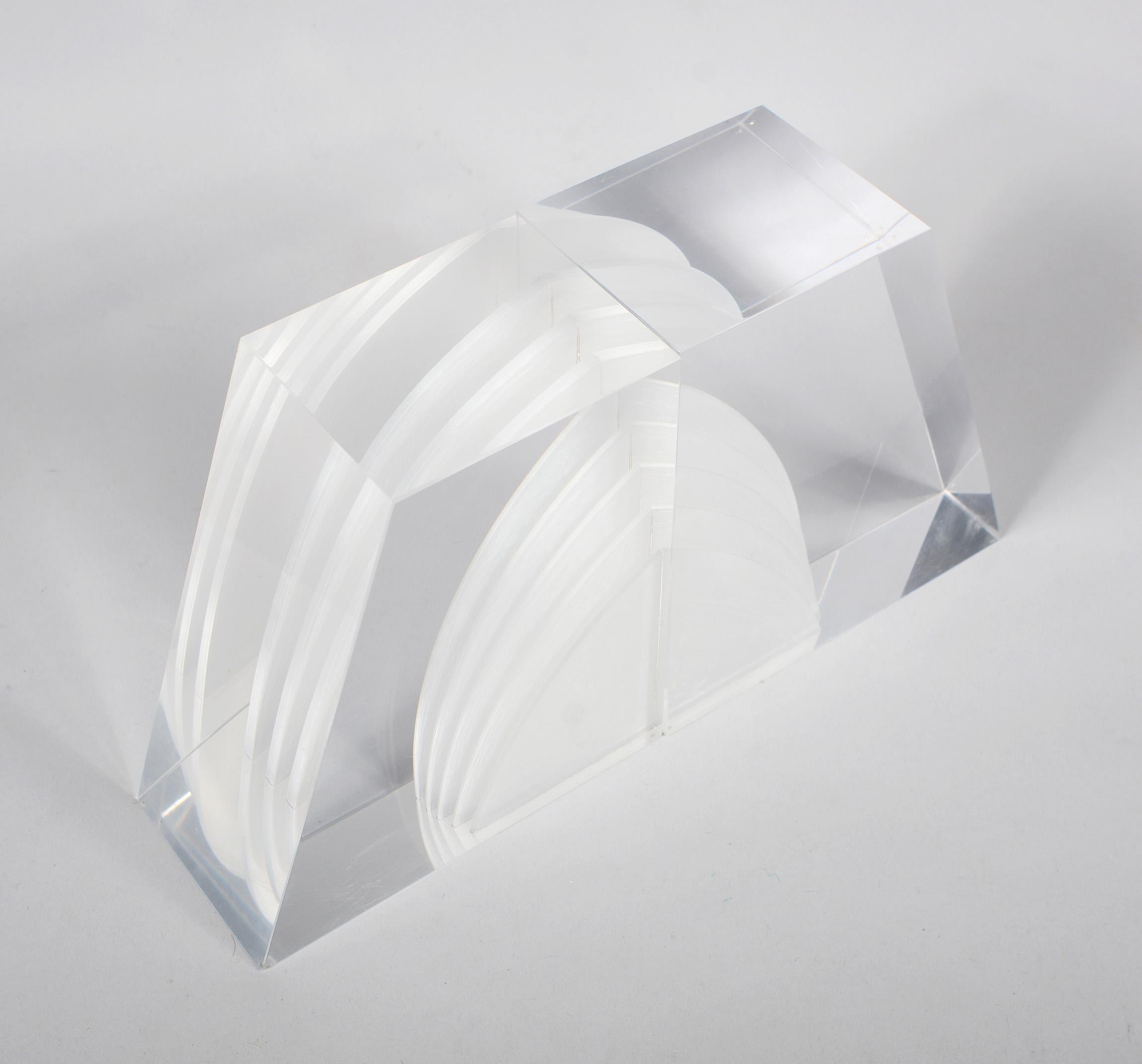Pair of Modern Acrylic Lucite Bookends at 1stDibs