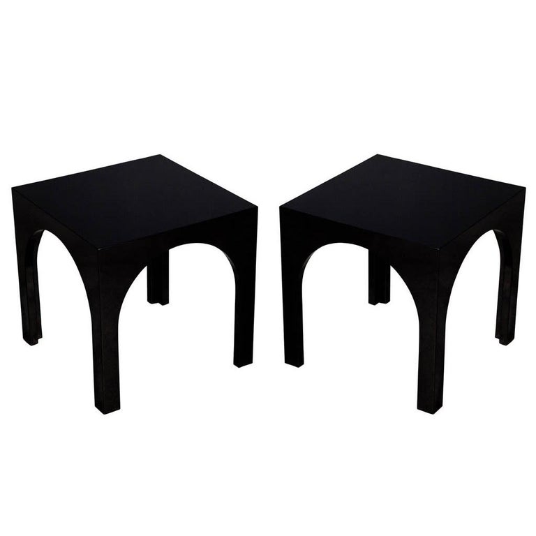 Pair of Modern Black Lacquered Polished End Tables For Sale at 1stDibs