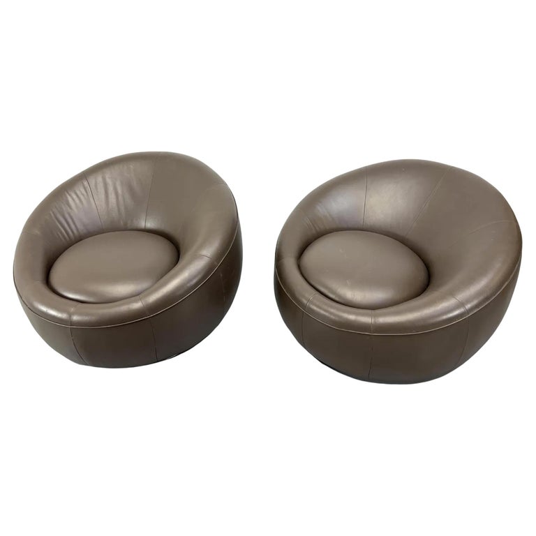 Pair of Modern Orb Pod Biomorphic Brown Leather lounge chairs on Swivel ...