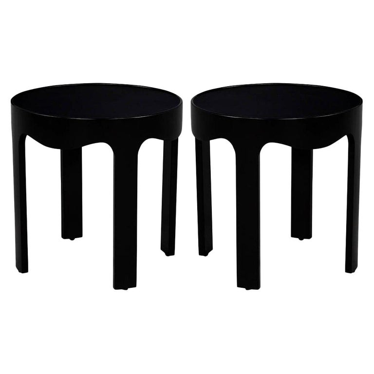 Pair of Modern Round Black Side Tables For Sale at 1stDibs