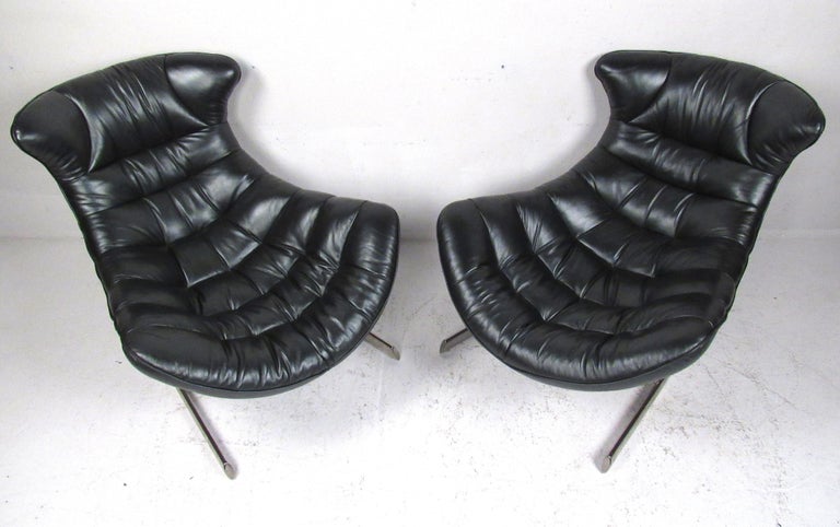 Pair of Modern Style Low Slung Leather Lounge Chairs For Sale at ...
