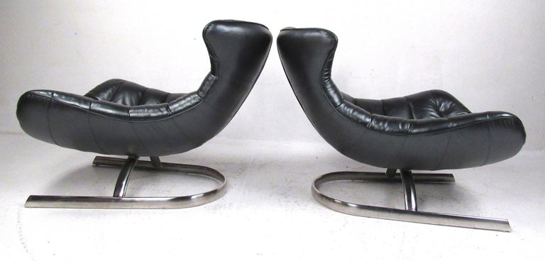 Pair of Modern Style Low Slung Leather Lounge Chairs For Sale at ...