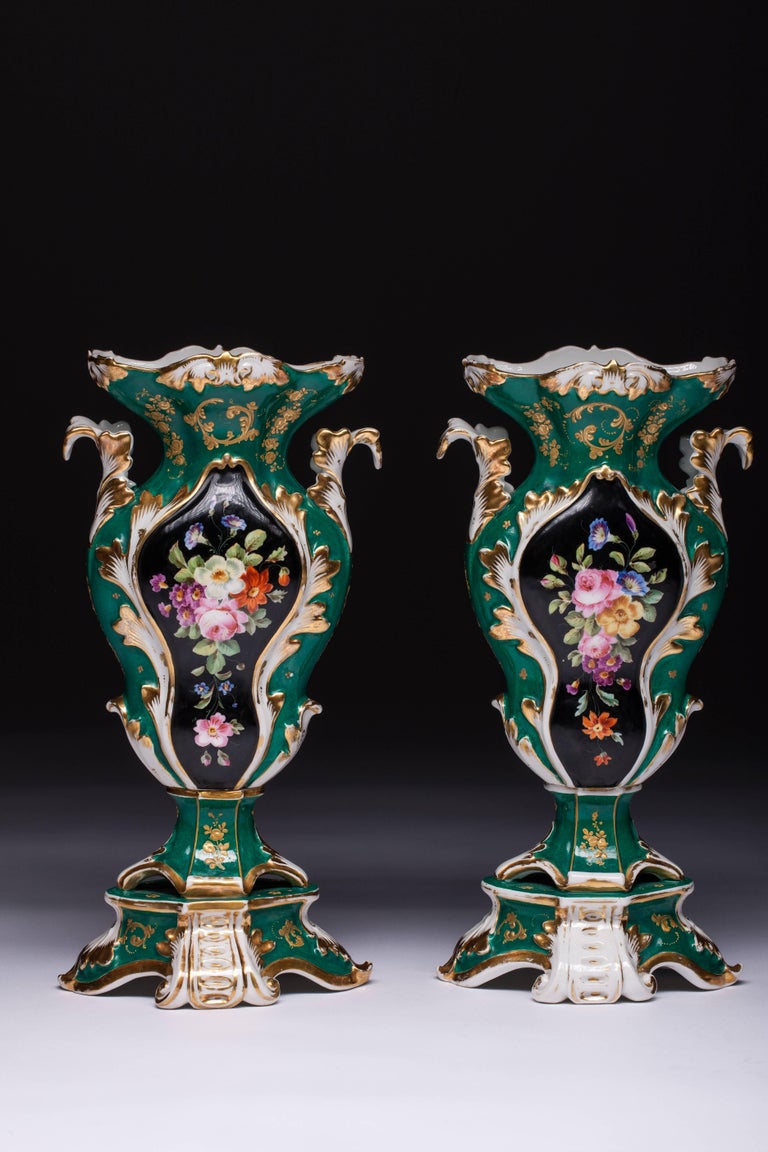 Pair of Old Paris Rococo Vases on Stands Green in Color For Sale at 1stDibs
