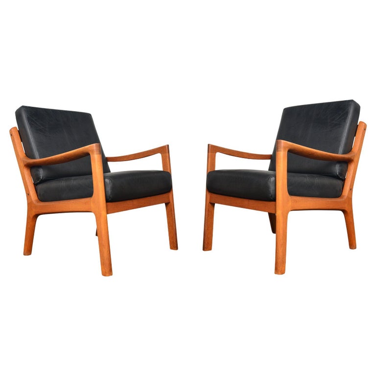 Pair of Ole Wanscher Senator Lounge Chairs in Teak + Black Leather For ...