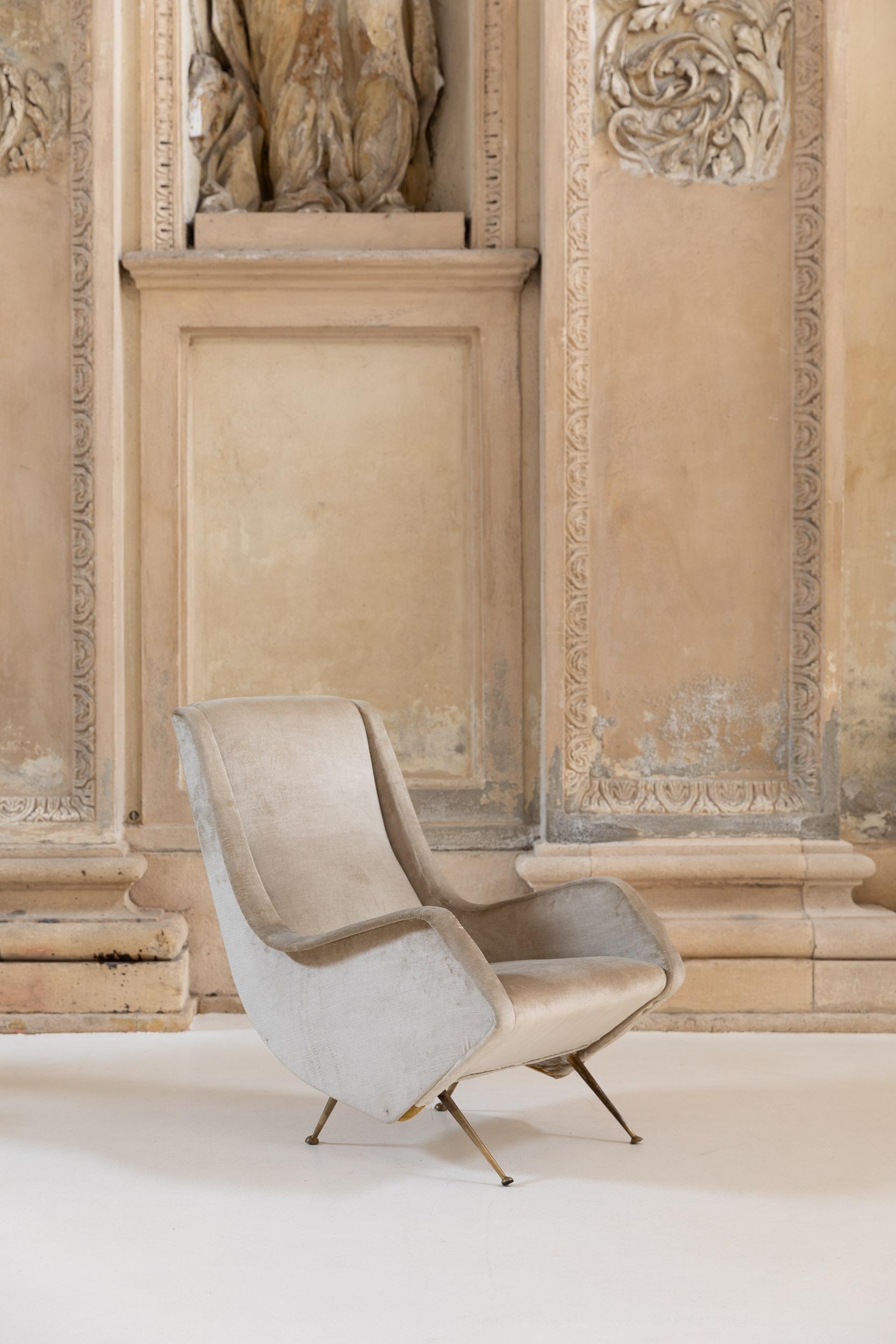 Pair of Original Velvet Armchairs by Aldo Morbelli for Isa Bergamo ...