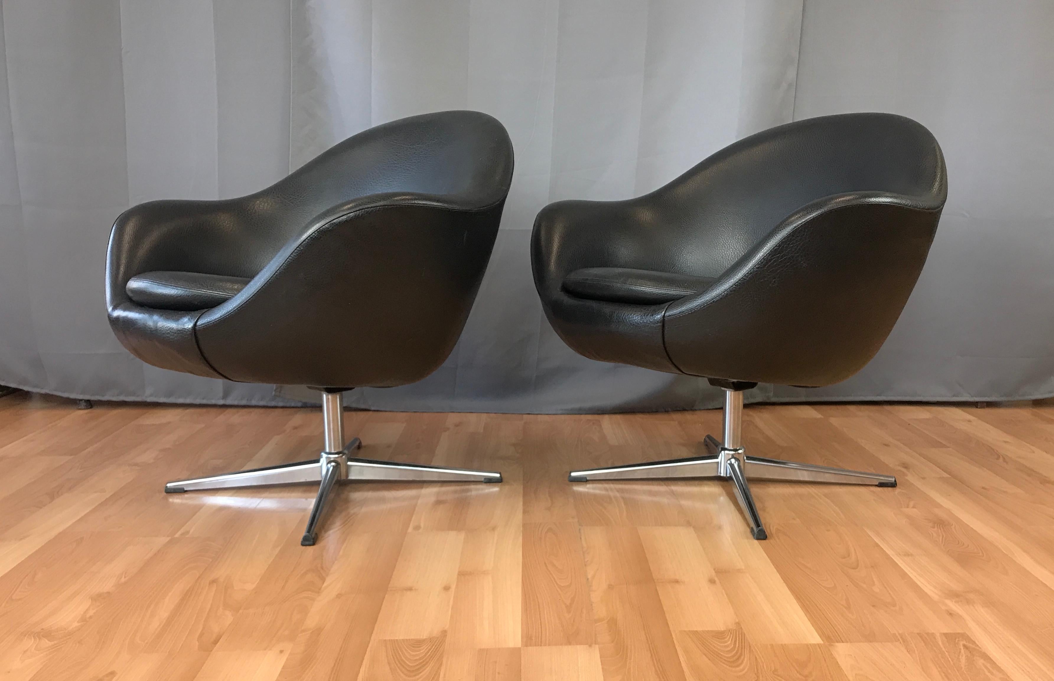Pair of Overman Pod Chairs For Sale at 1stDibs | overman chairs ...