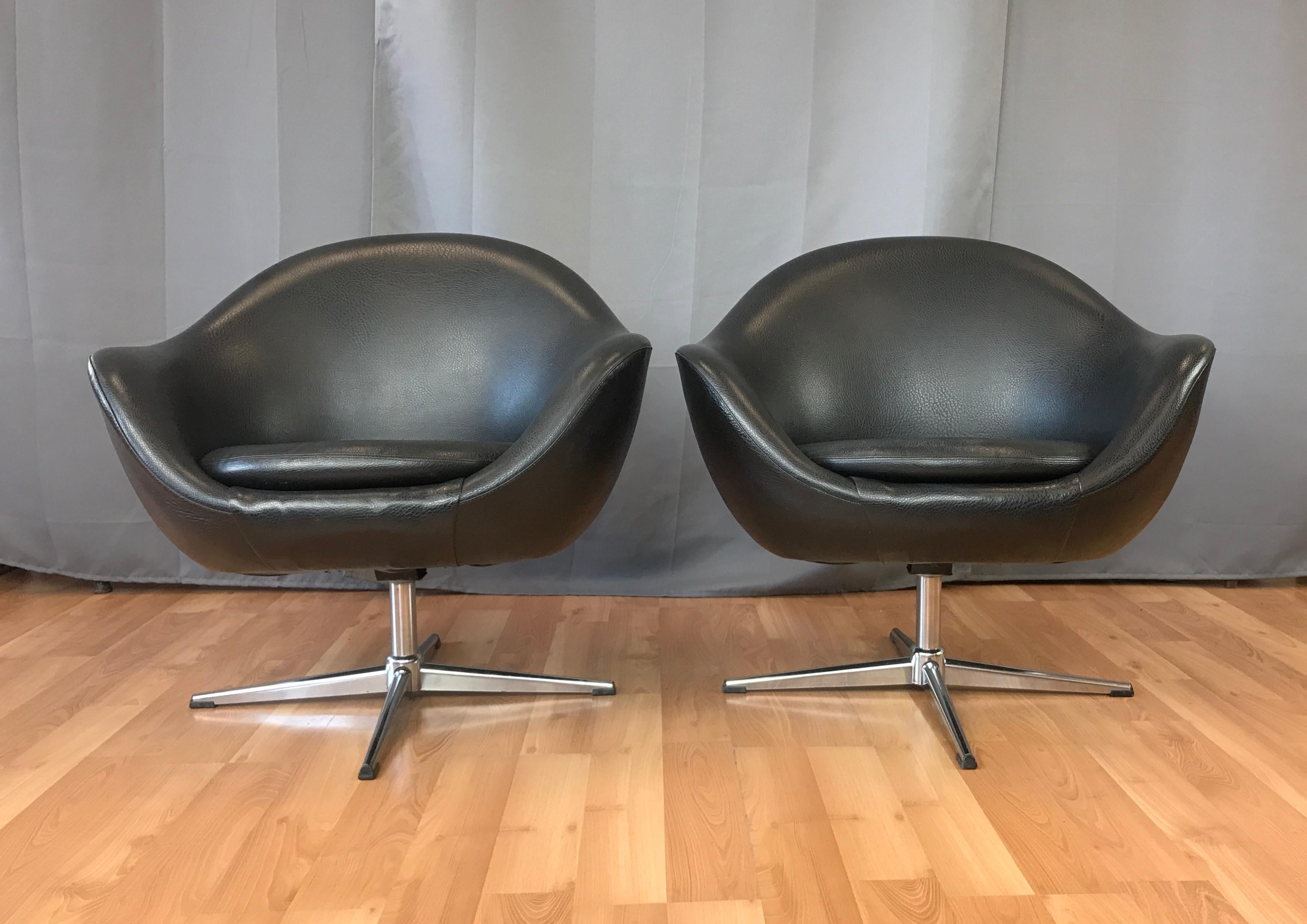 Pair of Overman Pod Chairs For Sale at 1stDibs | overman chairs ...