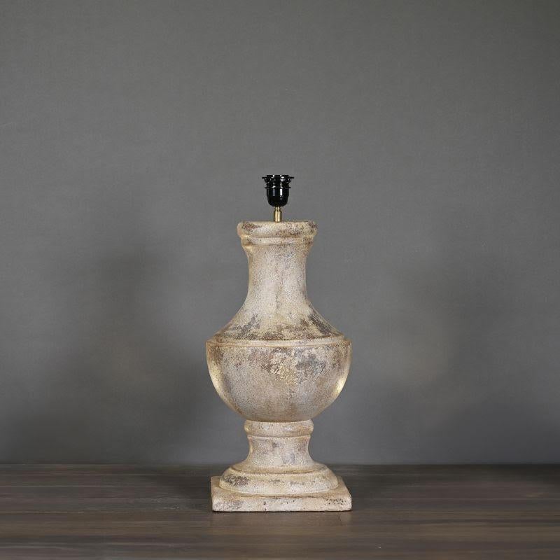 Pair of Painted Wooden Baluster Table Lamps, XXth Century. For Sale at ...