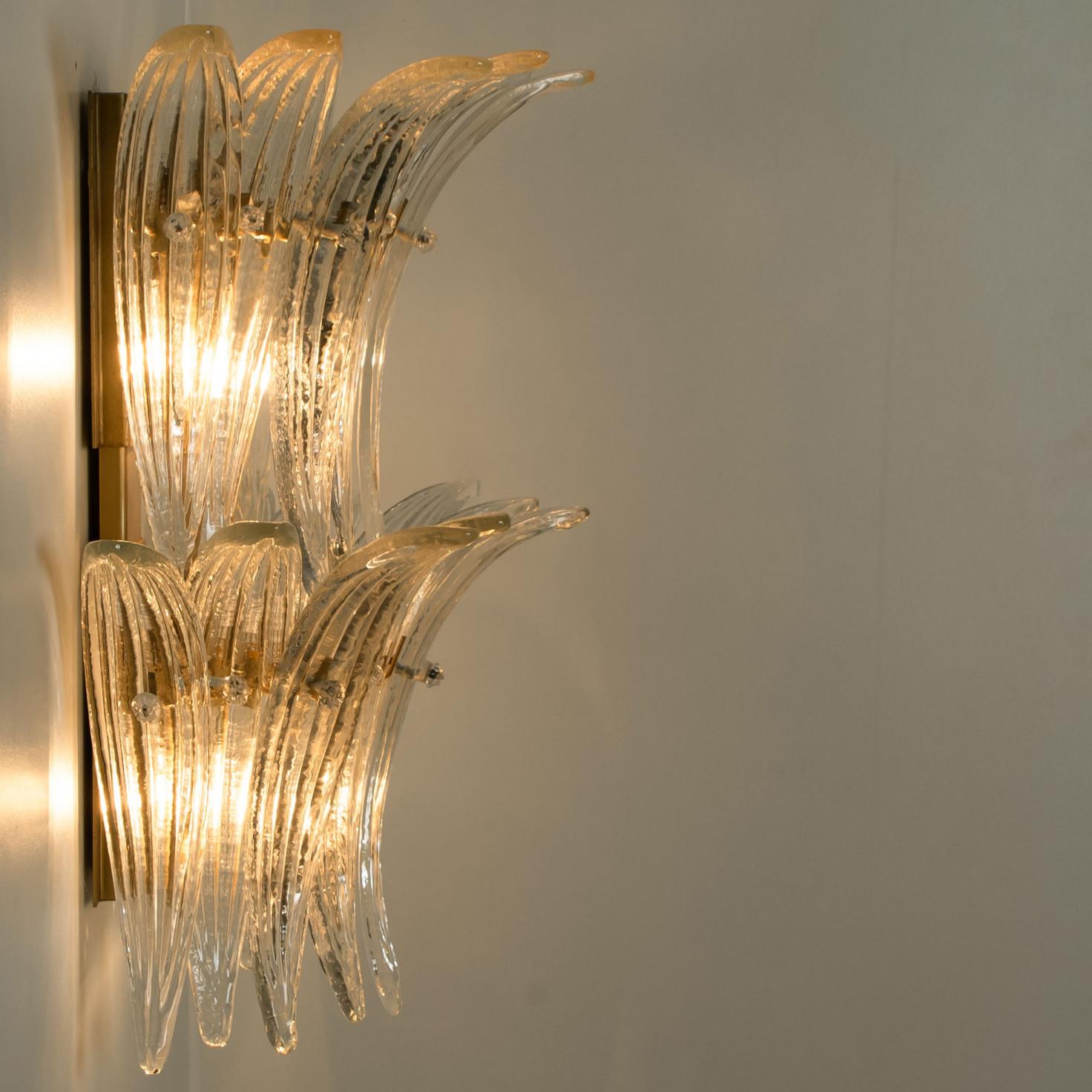 Pair of Palmette Gold Brass Structured Wall Lights, 1960s, Kalmar For Sale at 1stDibs