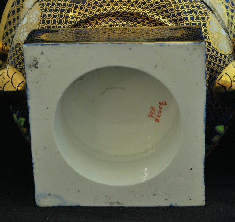 Pair of Pattern 1166 Vases, Spode, C1820 For Sale at 1stDibs