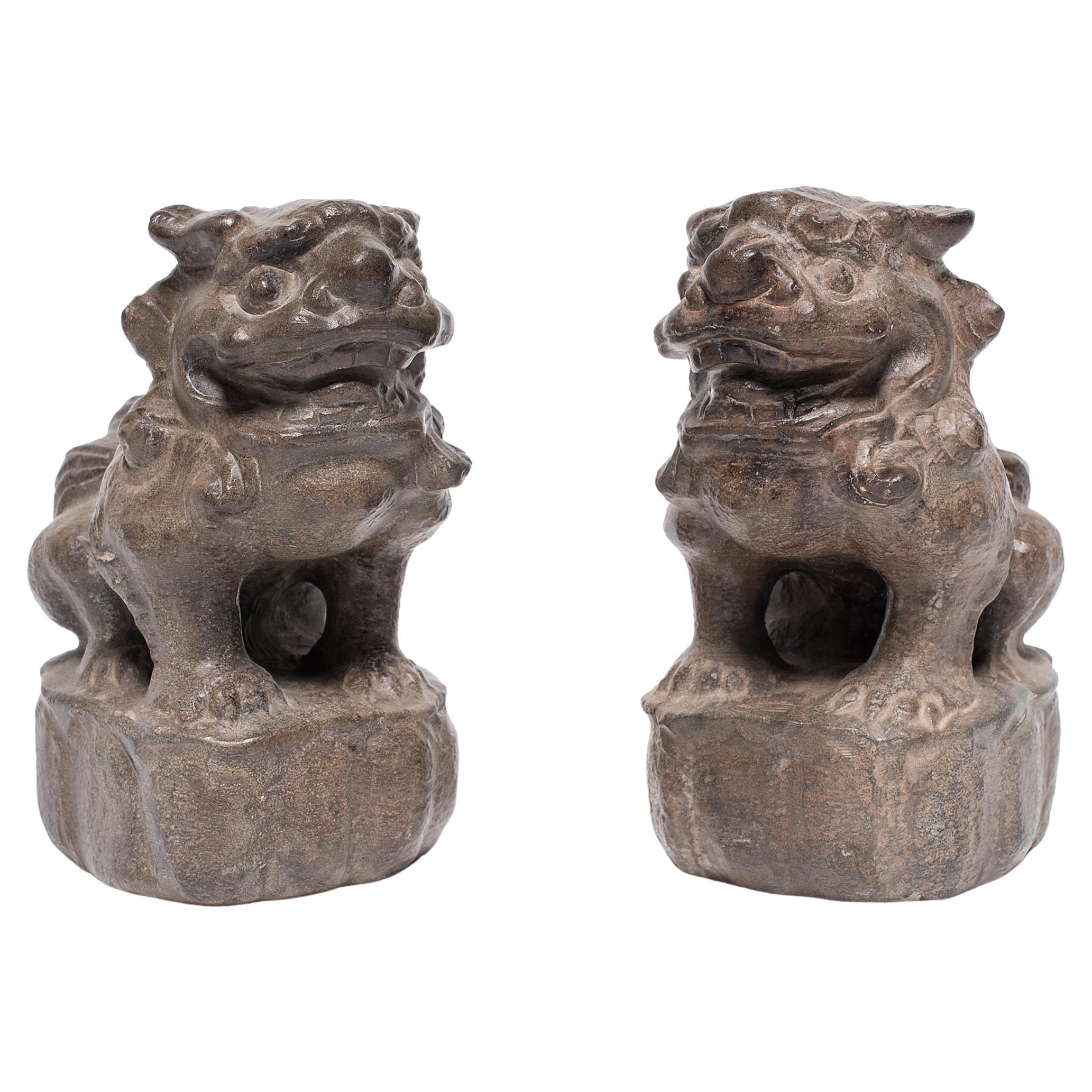 Pair of Petite Chinese Fu Dog Guardians For Sale at 1stDibs