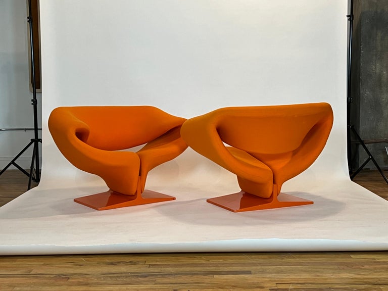 Pair of Pierre Paulin Ribbon Chair by Artifort For Sale at 1stDibs