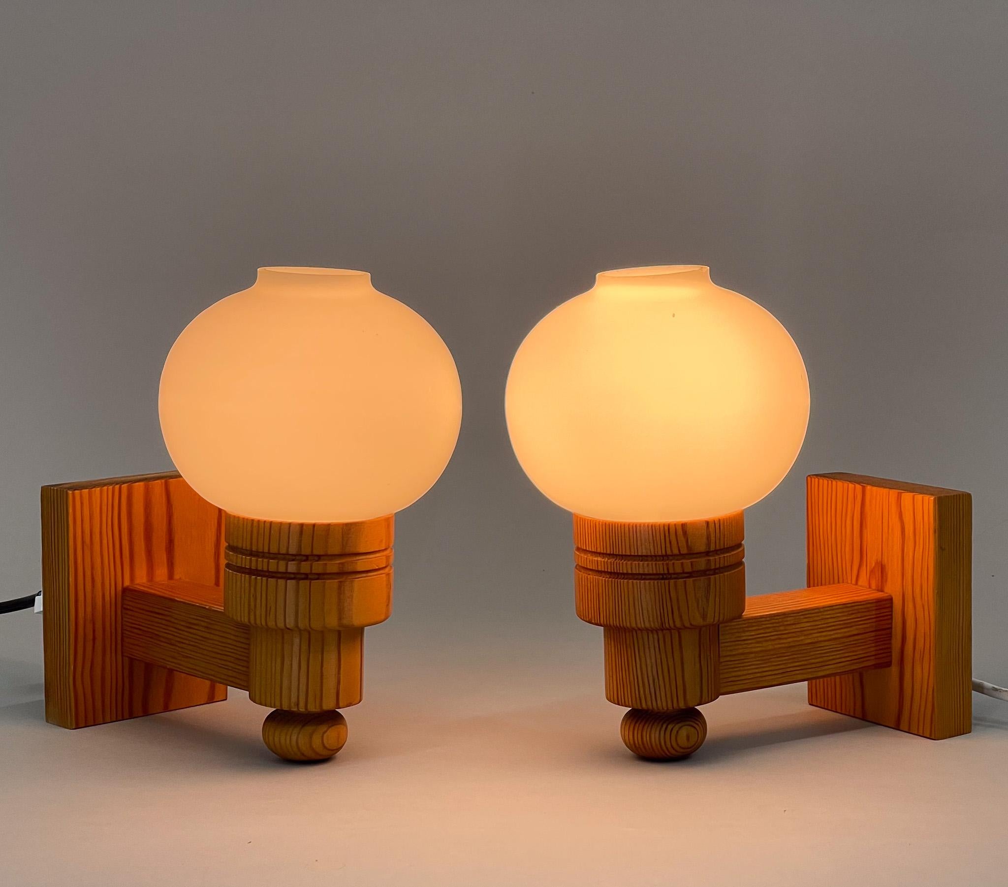 Pair of Pine Wood Swedish Wall Lamps by Aneta, 1970s For Sale at 1stDibs
