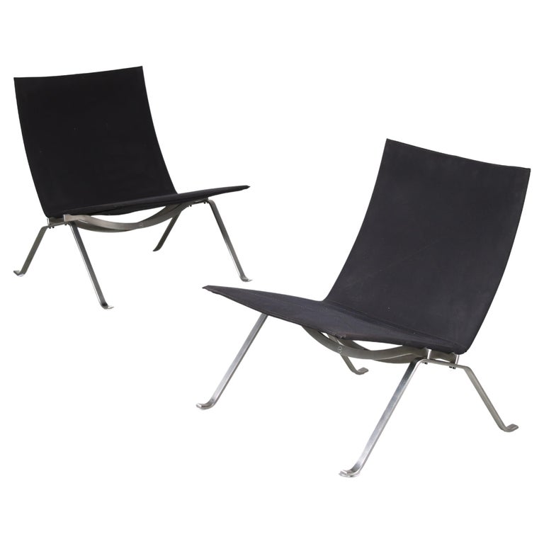 Pair of PK22 Chairs by Poul Kjaerholm for Fritz Hansen, Denmark, 2010 For Sale at 1stDibs
