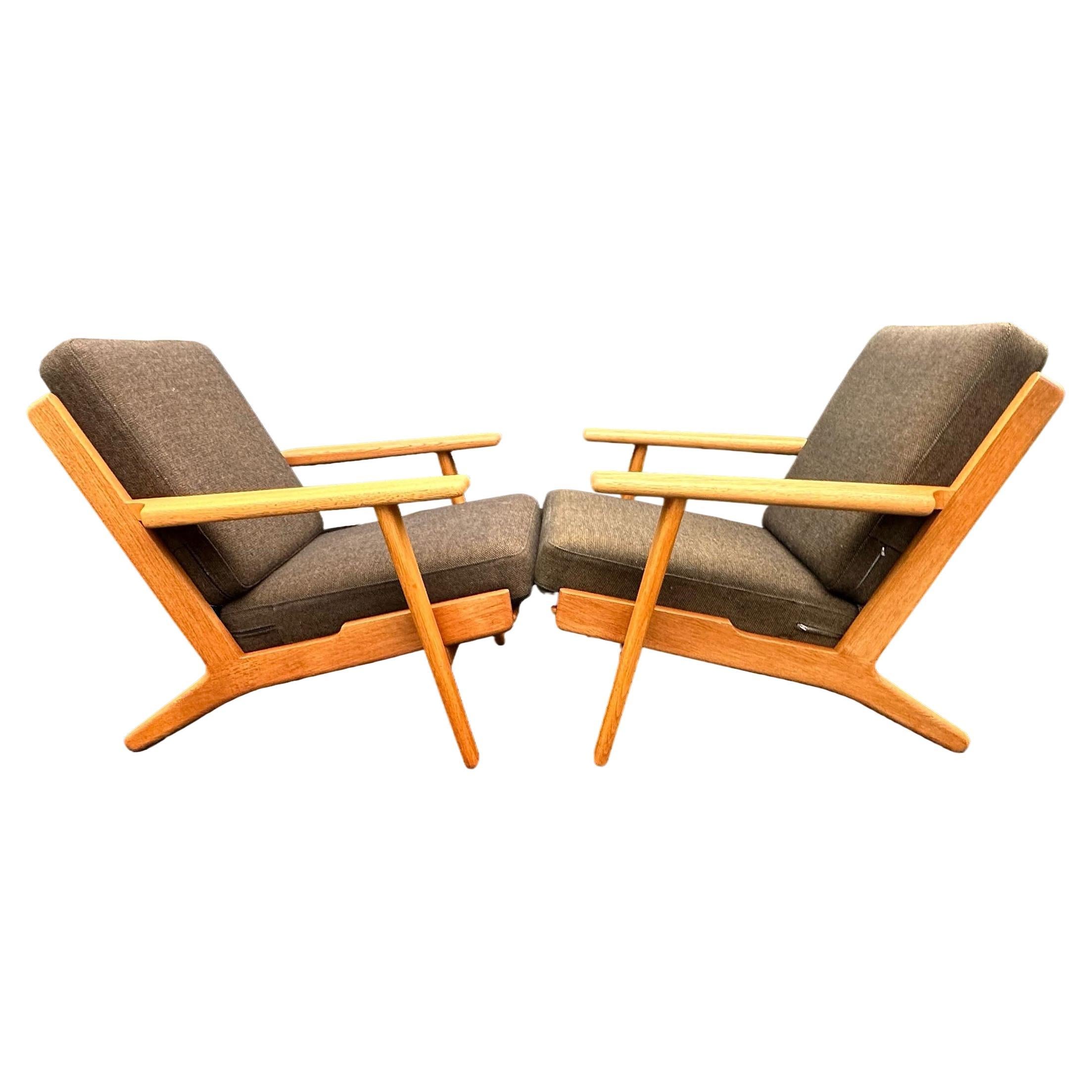 Hans Wegner Model GE-290 Easy Chairs For Sale at 1stDibs