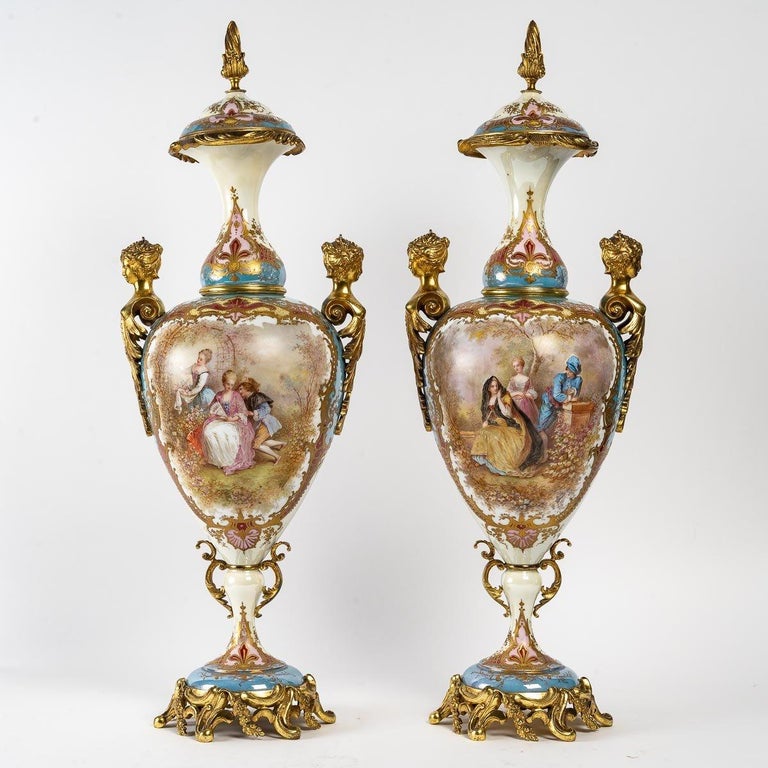 Pair of porcelain vases, late 19th century For Sale at 1stDibs