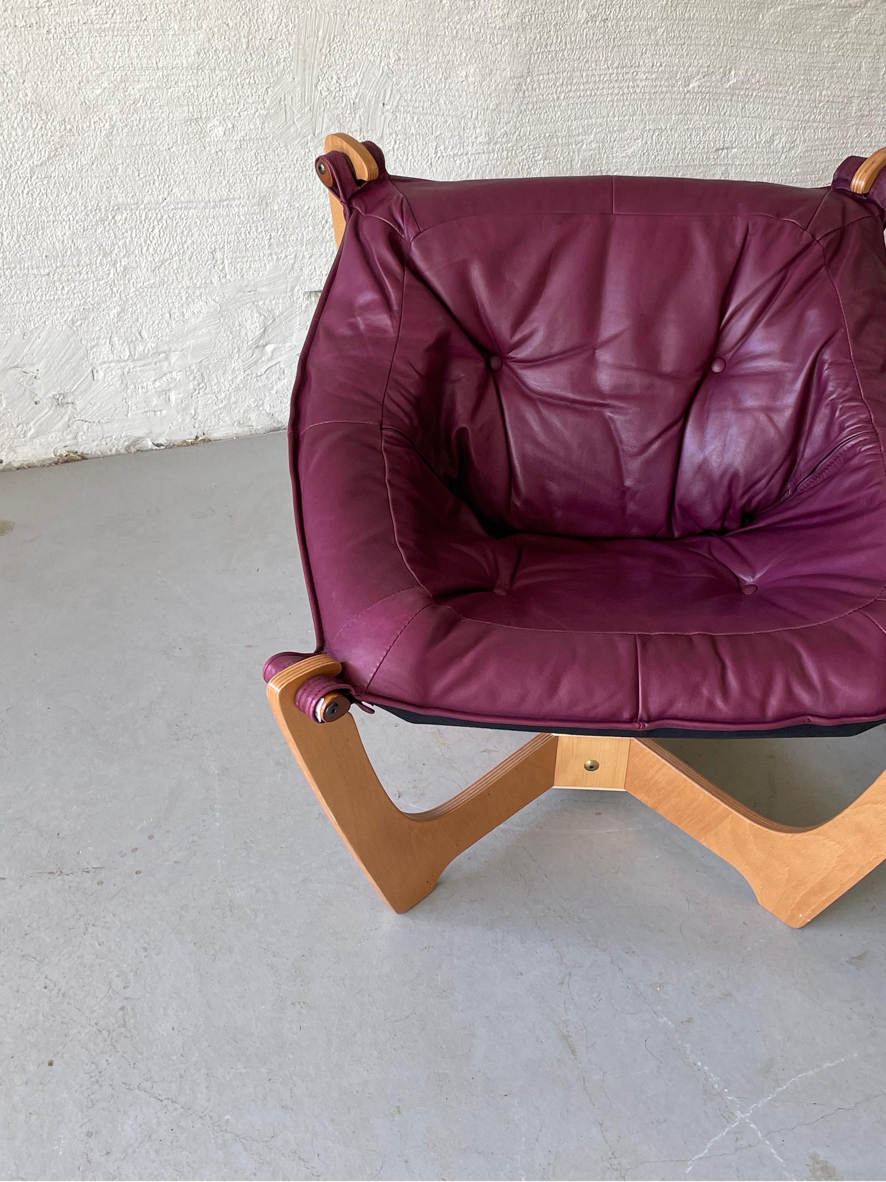 Pair of Purple Leather Luna Lounge Chair by Odd Knutsen, Norway 1980s For Sale at 1stDibs