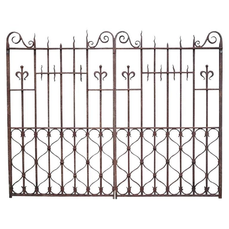 Pair of Reclaimed English Driveway Gates For Sale at 1stDibs