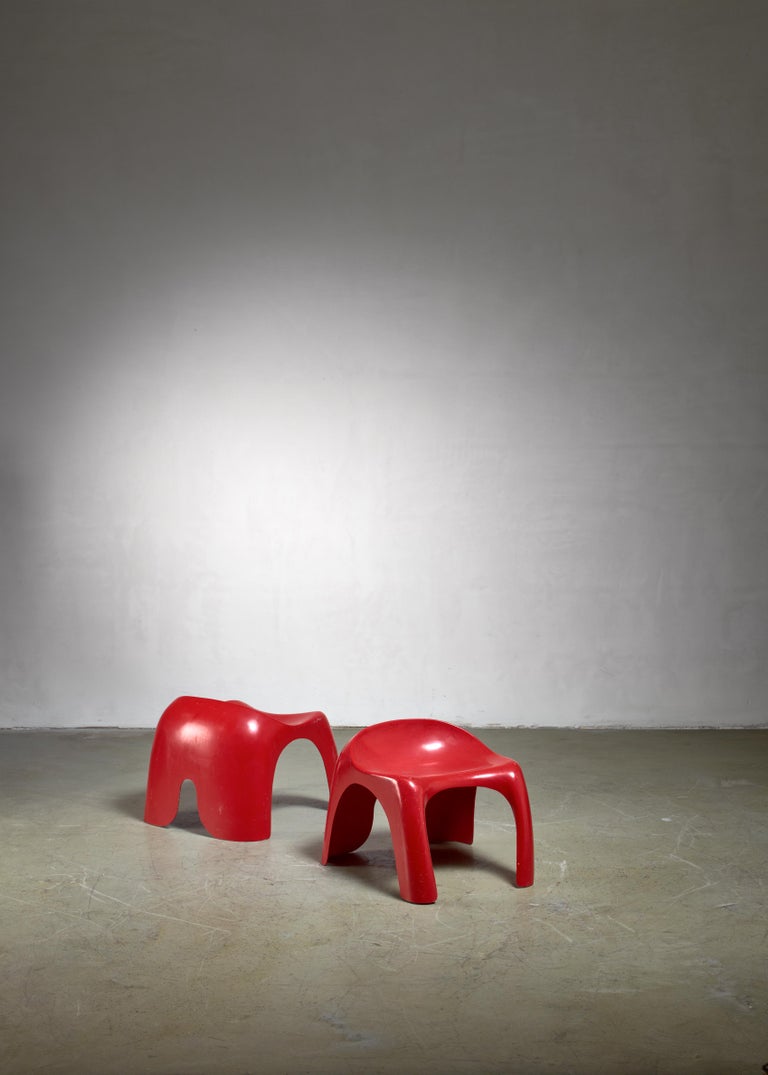 Pair of red polyester Stacy Dukes stools, USA, 1960s For Sale at 1stDibs