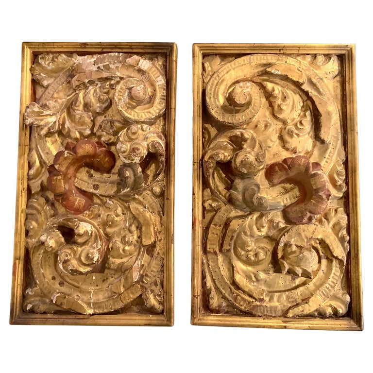 Paire de reliefs baroques espagnols, sculptés polychromes et en bois ...