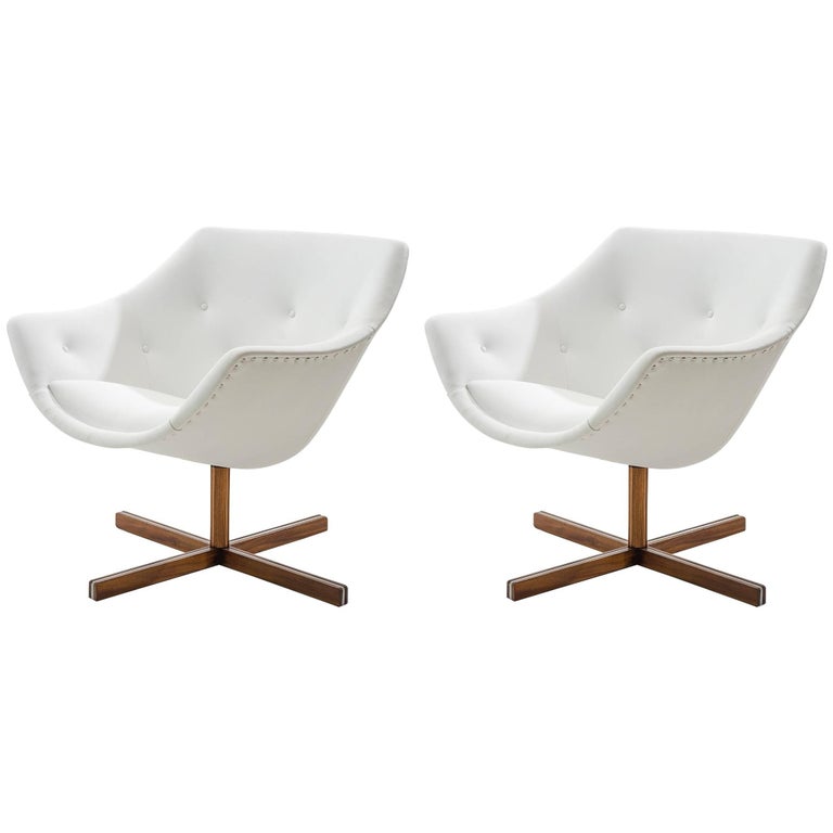 Pair of Restored Mandariini Lounge Chairs by Carl-Gustaf Hiort Af Ornäs ...