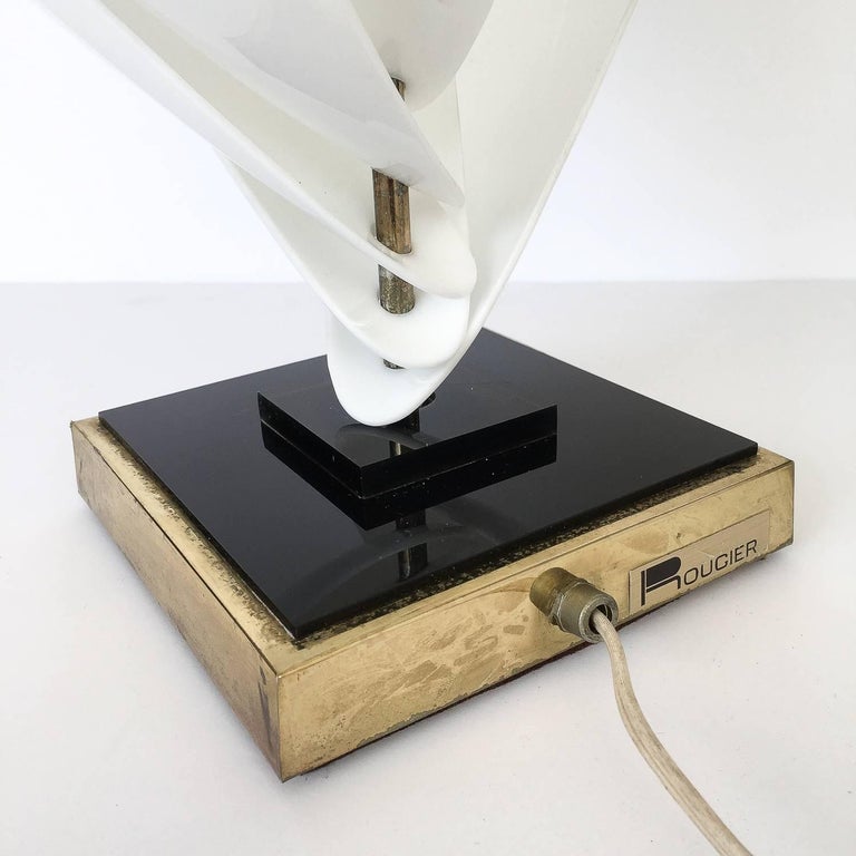 Pair of Roger Rougier Acrylic Twist Spiral Table Lamps at 1stDibs