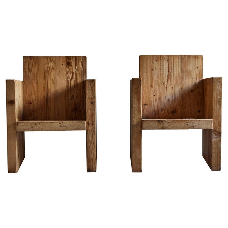 Pair of Rustic Arm Chairs For Sale at 1stDibs