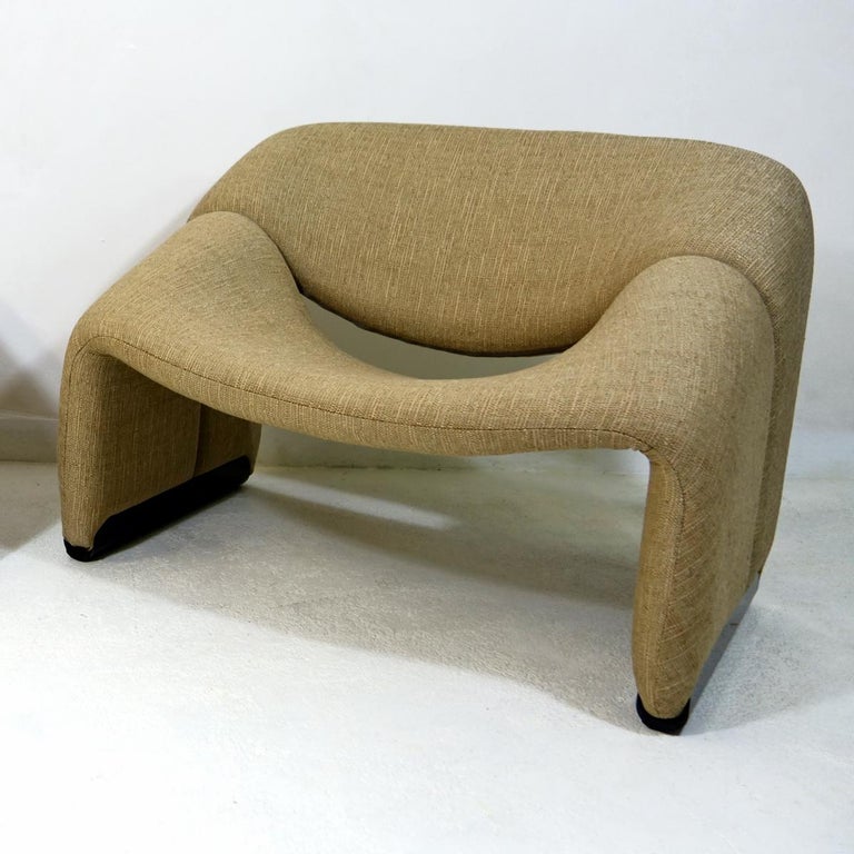 Pair of Sand Colored Groovy Chairs by Pierre Paulin for Artifort at 1stDibs