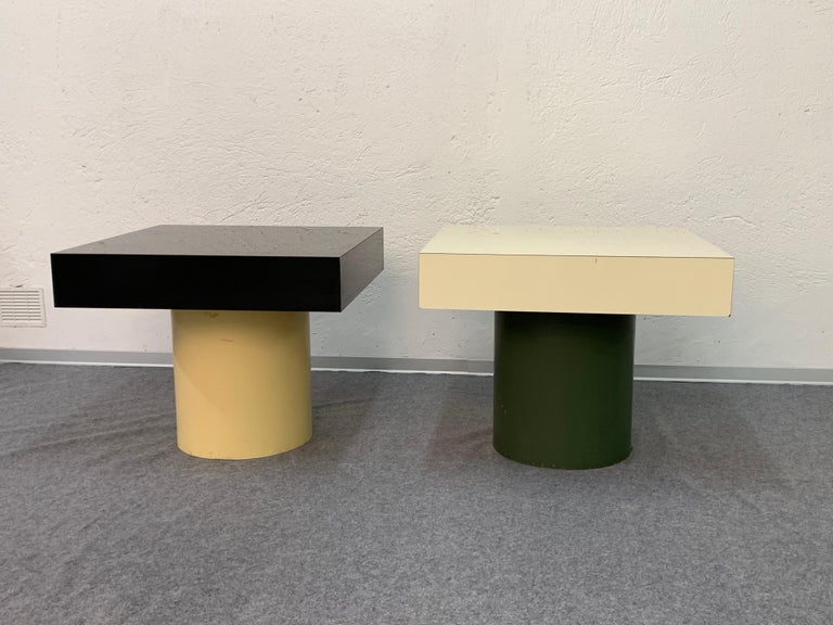 Pair of Side Tables in Black and White Formica, Round Base, 1970s Italy ...