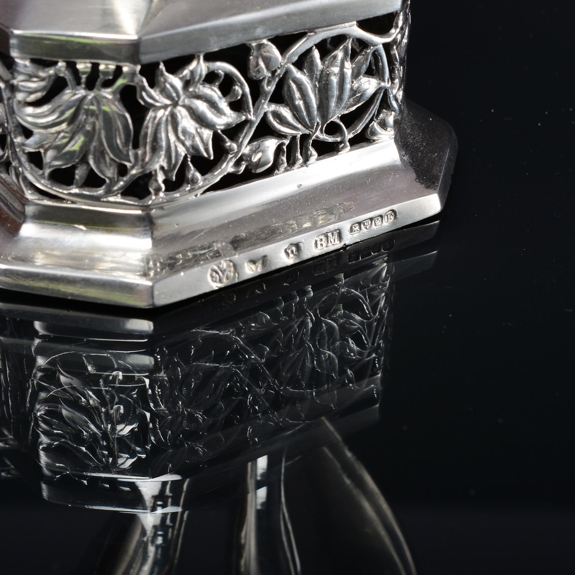 Pair of Silver Knight Figures For Sale at 1stDibs