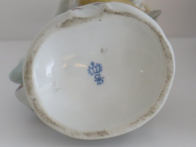 Pair of Sitzendorf Figures Porcelain Flower Sellers, German Fully ...