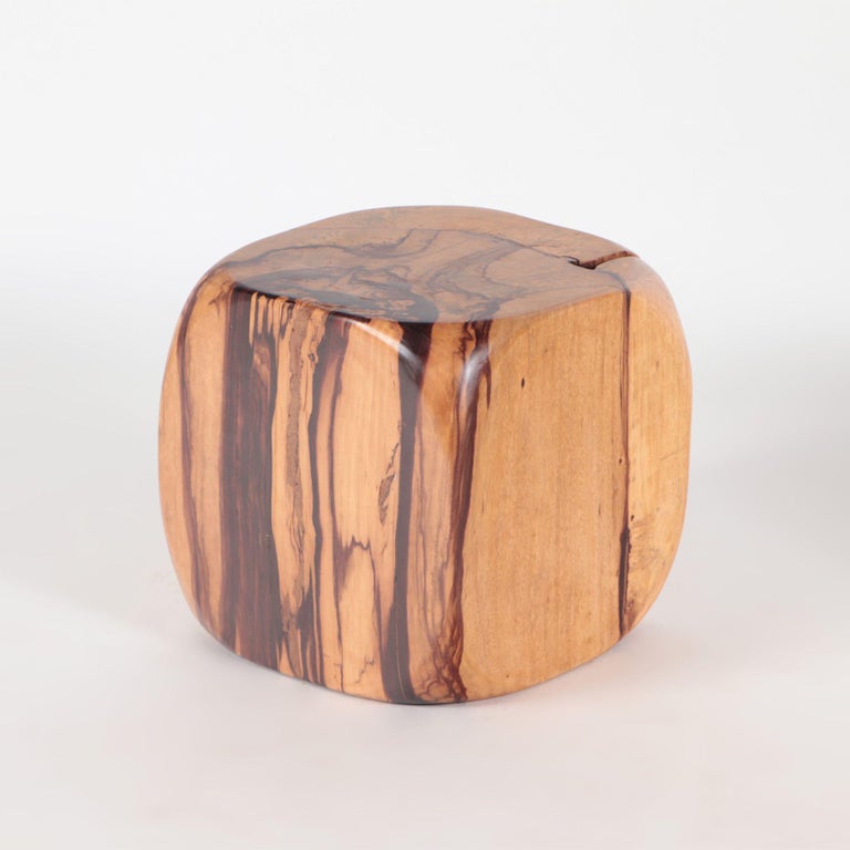 Pair of Solid Cube Pedestals Stools 21st Century For Sale at 1stDibs
