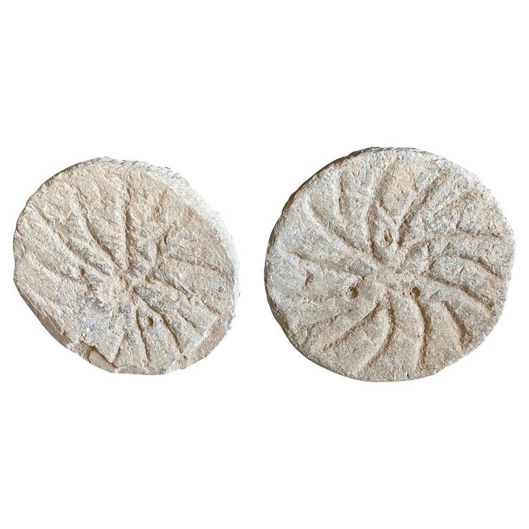 Pair of Spanish 16th Century Stone Markers For Sale at 1stDibs