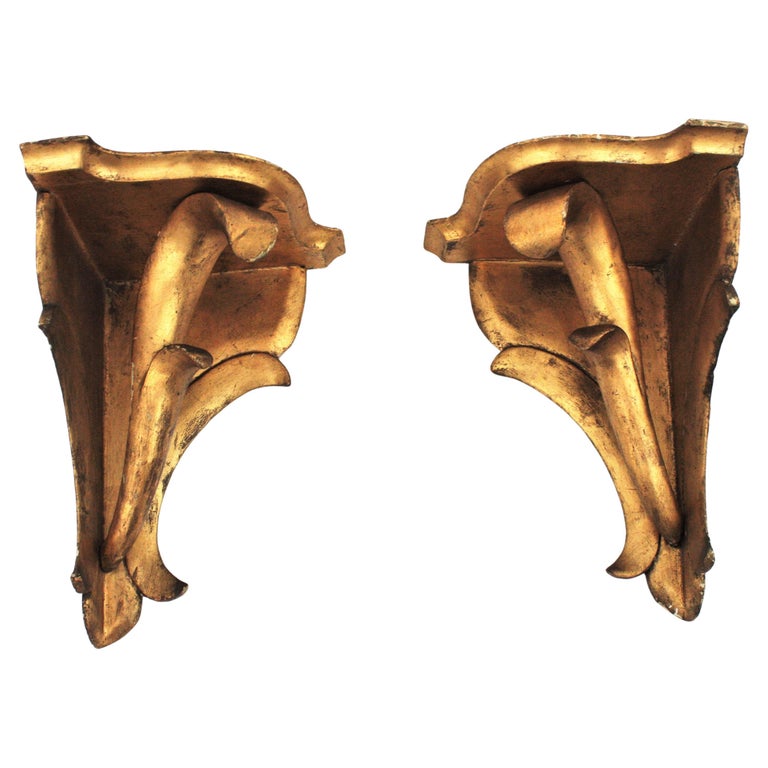 Pair of Spanish Corner Wall Consoles in Giltwood For Sale at 1stDibs