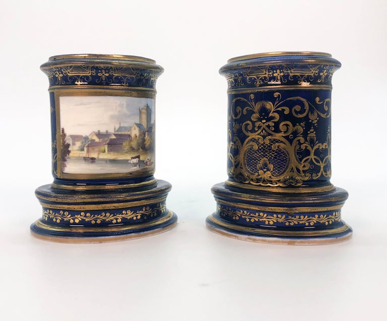 Pair of Spode Porcelain Spill Vases, circa 1820 For Sale at 1stDibs