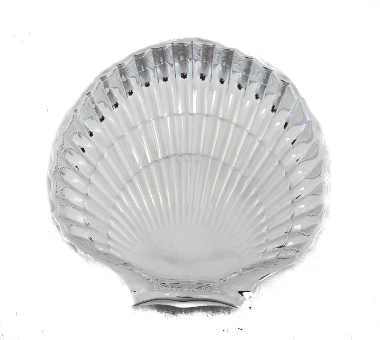 Pair of Sterling Silver Shell Dishes For Sale at 1stDibs