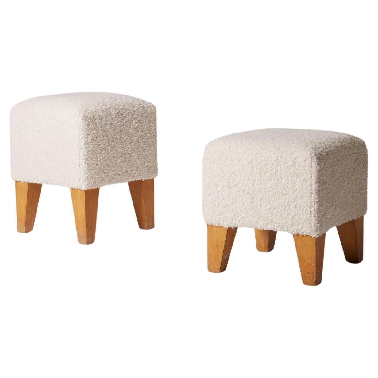 Pair of stools For Sale at 1stDibs