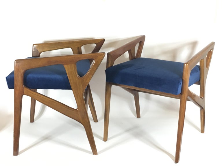 Pair of Stools Mod. “687”, Design Gio Ponti, Cassina Production, Italy ...