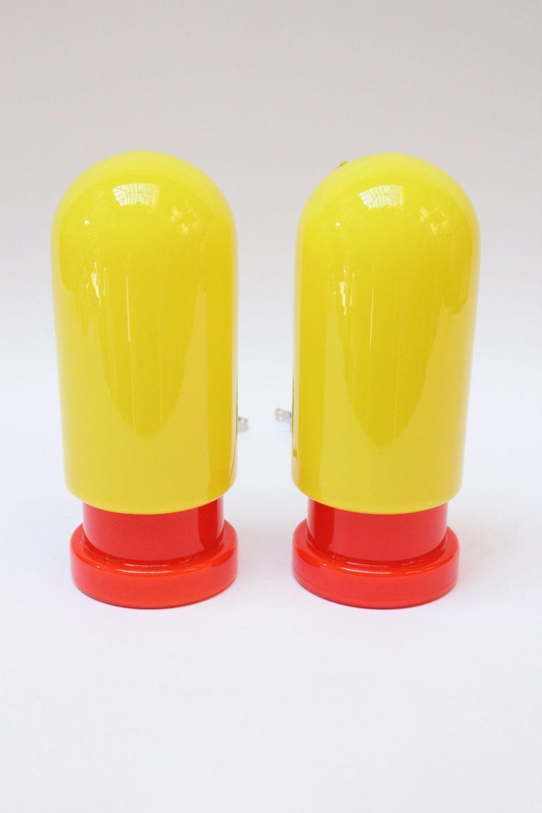Pair of Swedish Modern "Capsule" Art Glass Table Lamps in Yellow and ...